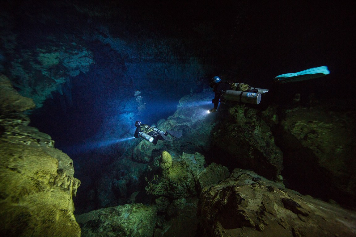 Cave divers unlock secrets of our past | Popular Science