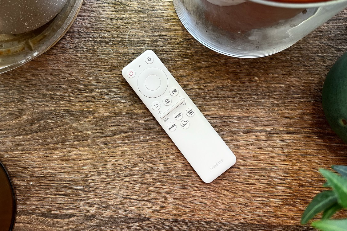 Samsung M8 monitor review: Two-in-one isn’t always double the fun ...