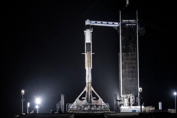 NASA is paying SpaceX to destroy the International Space Station ...