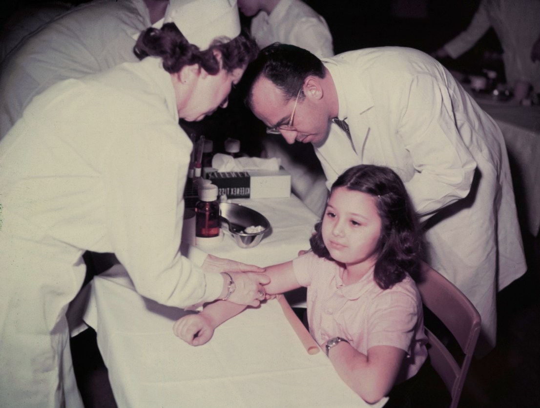 Is the polio vaccine safe? Who needs a polio booster? | Popular Science