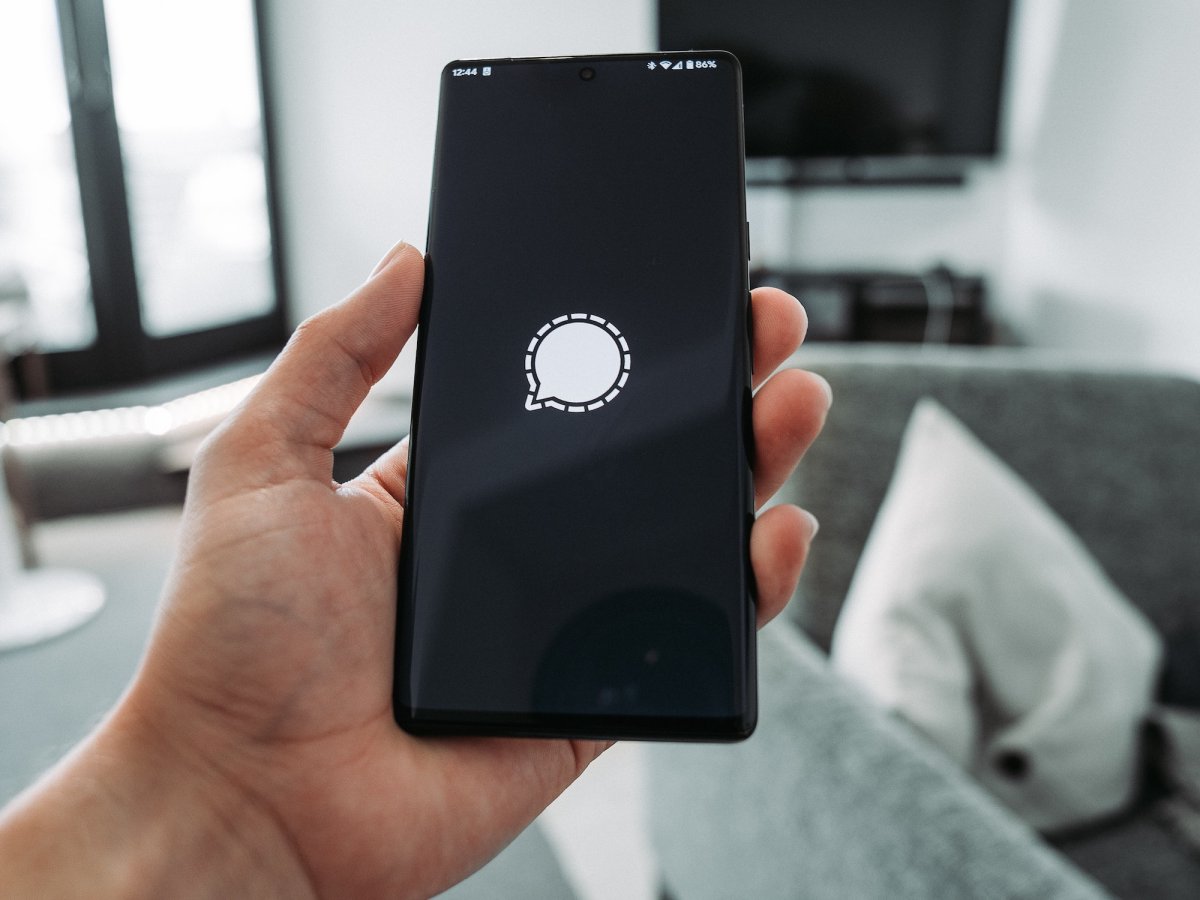 Signal's new president is a privacy advocate and active critic of Big ...