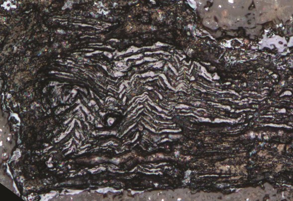 Diamonds from meteorites have rare folded structure | Popular Science