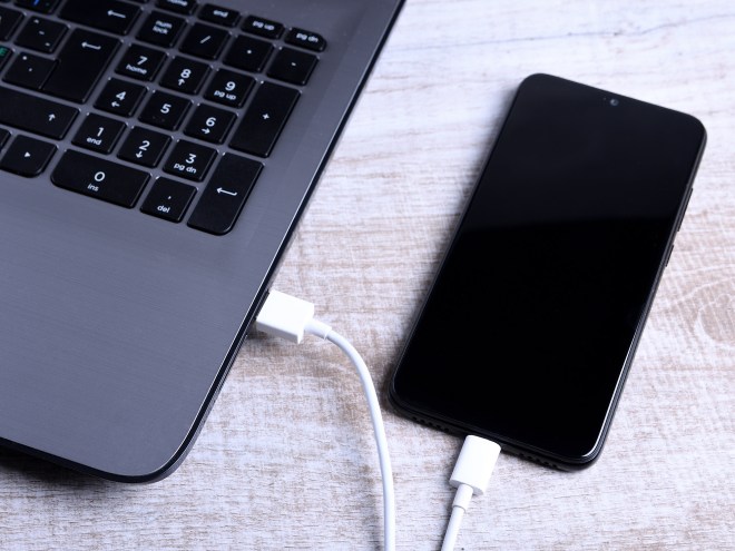 How to share files wirelessly with your phone and computer | Popular ...