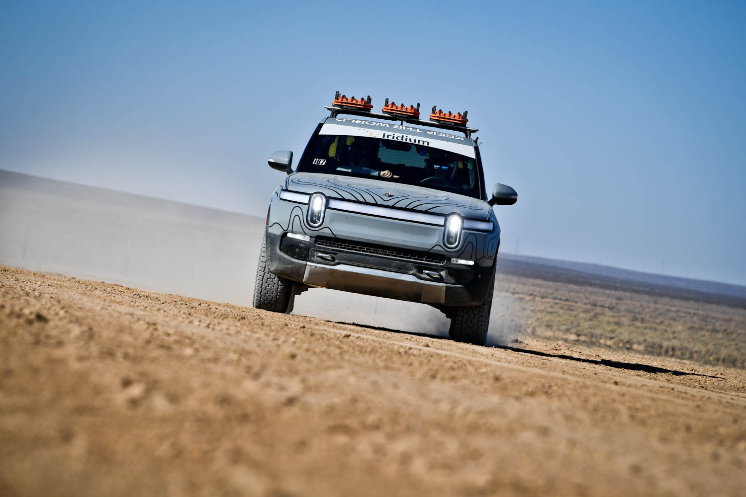 Rivian's R1T and R1S: The tech behind how they handle | Popular Science