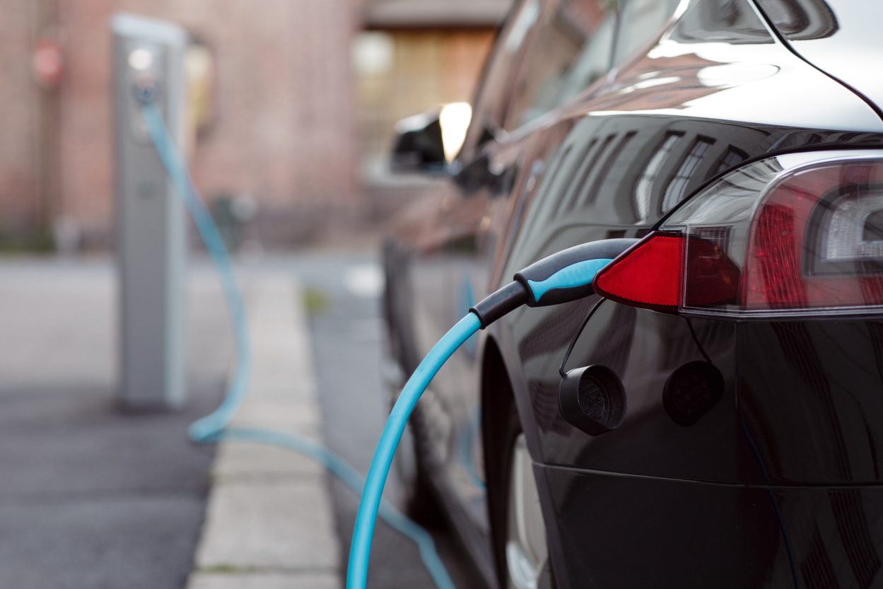 EV chargers are coming to America's highways | Popular Science