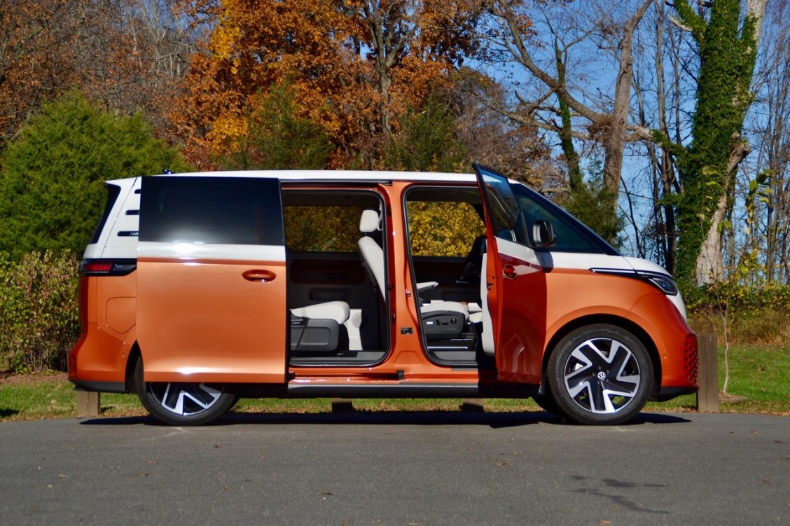 Driving the mythical ID.BUZZ, VW's new electric bus | Popular Science