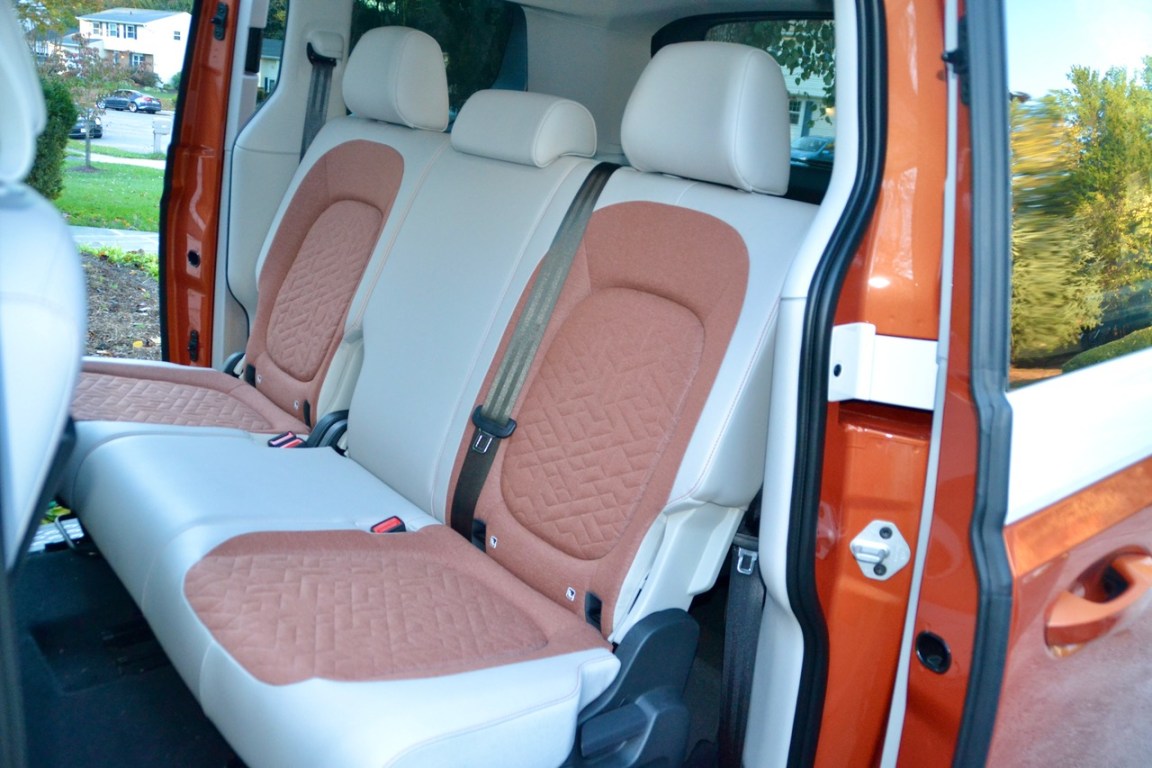 Driving the mythical ID.BUZZ, VW's new electric bus | Popular Science