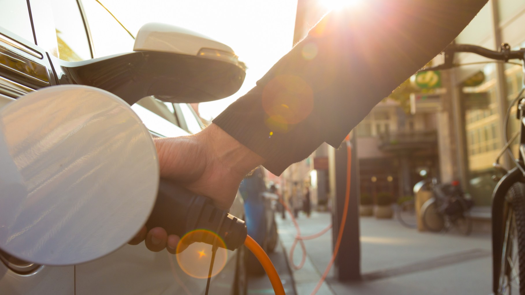 EV autopilot software could be a drain on energy sector | Popular Science