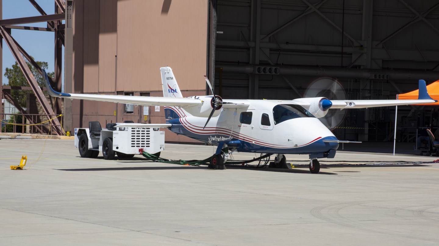 NASA plans to fly its X-57 electric plane this year | Popular Science