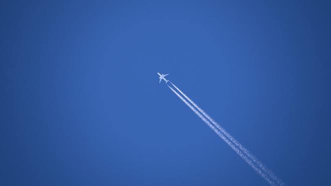 How high do planes fly? | Popular Science