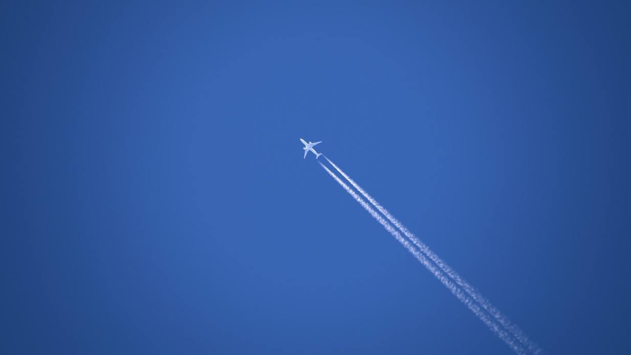 How high do planes fly? | Popular Science