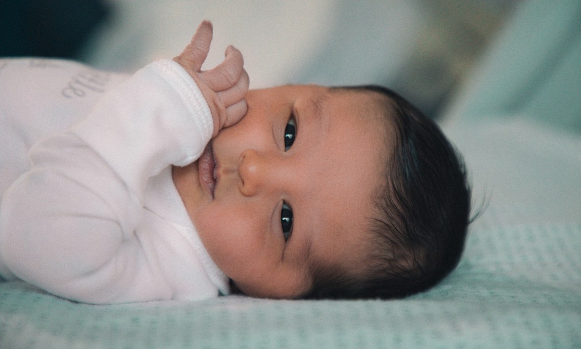 Where should babies sleep? Use these safe sleep tips. | Popular Science