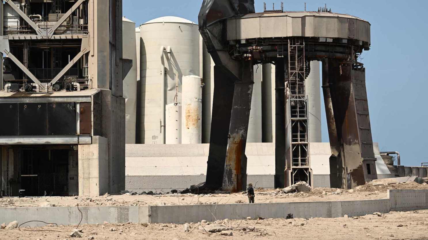 SpaceX's Starship made a mess well before it exploded | Popular Science