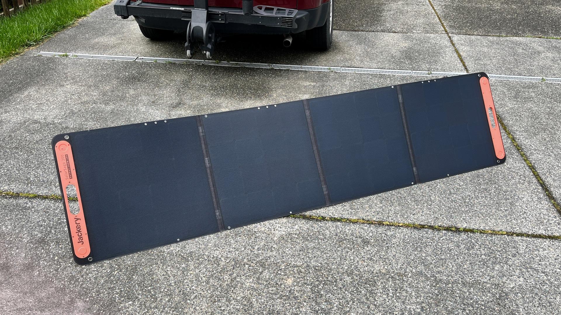 Jackery Explorer 3000 Pro solar generator review: Bigger and better ...