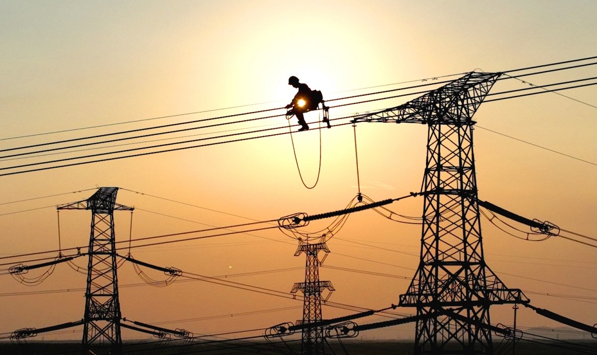 How does electricity work? | Popular Science