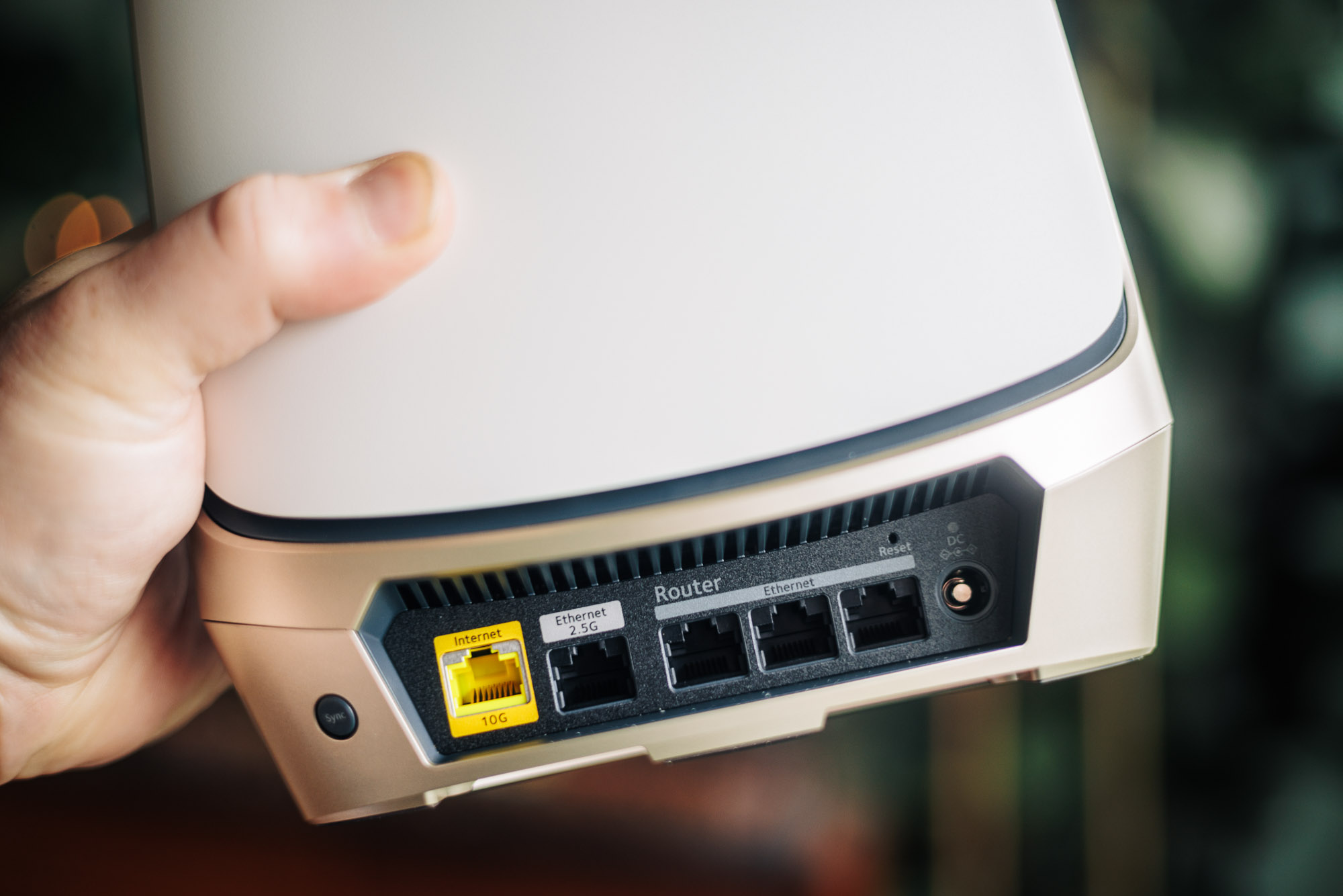 Netgear Orbi 960 WiFi 6E mesh system review: All the speed you could ...