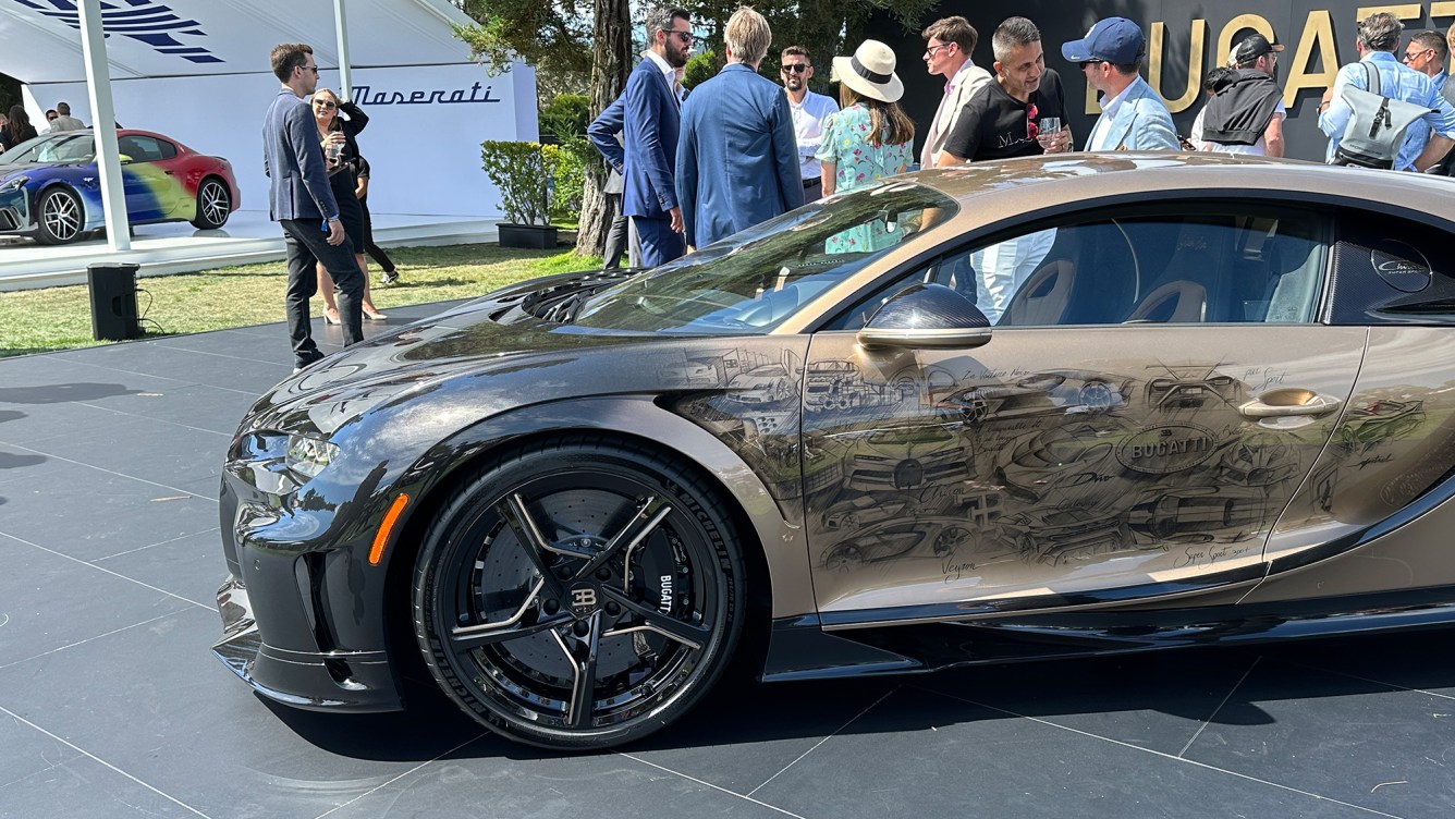 The Bugatti Chiron Super Sport's W16 engine, explained | Popular Science