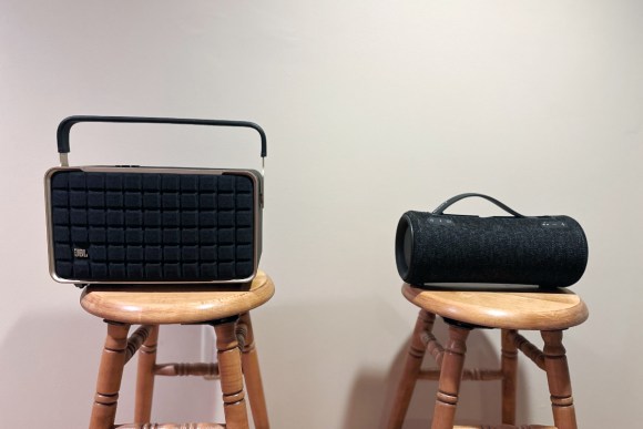 JBL Authentics 300 speaker review: Allowed to be loud | Popular Science