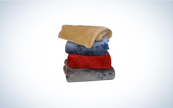 The best electric blankets to keep you cozy | Popular Science