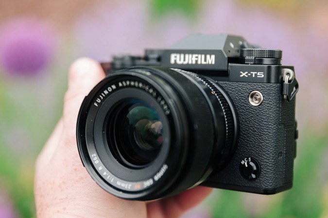 The best mirrorless cameras of 2024 | Popular Science