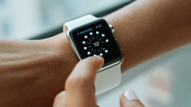 How to use Double Tap to control your Apple Watch | Popular Science