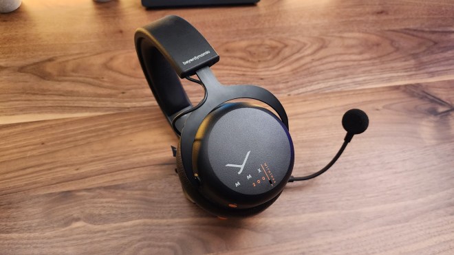 Beyerdynamic MMX 200 Wireless gaming headset review: Leveled-up sound ...