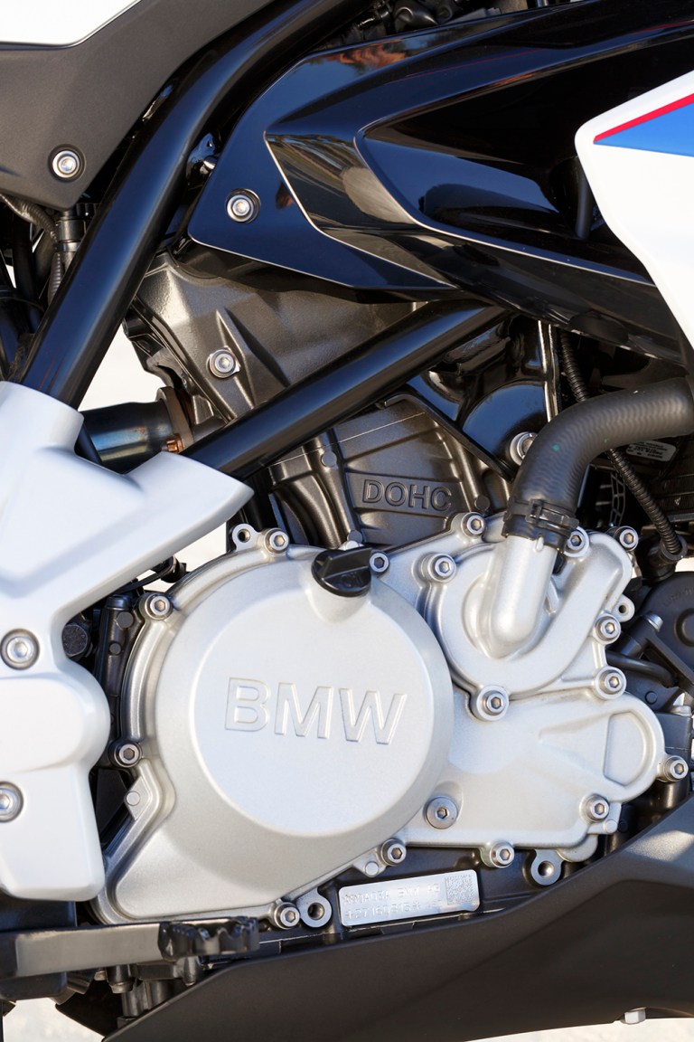 2024 BMW G 310 R review: A starter bike you won’t outgrow | Popular Science