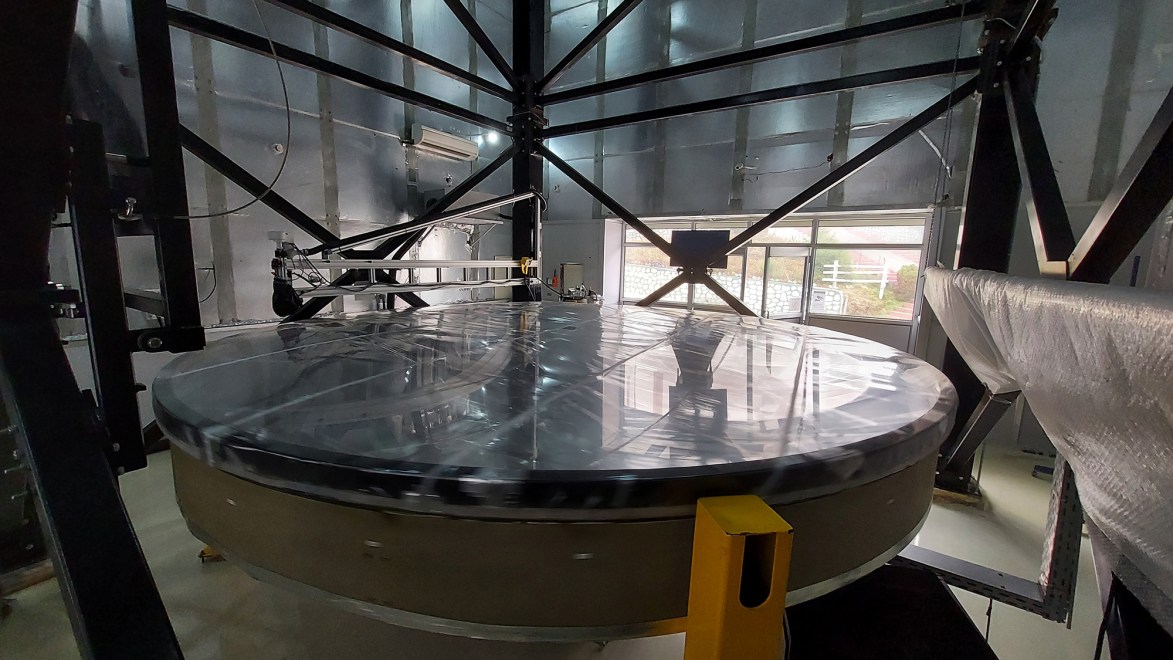 Looking at the stars through a puddle of mercury | Popular Science