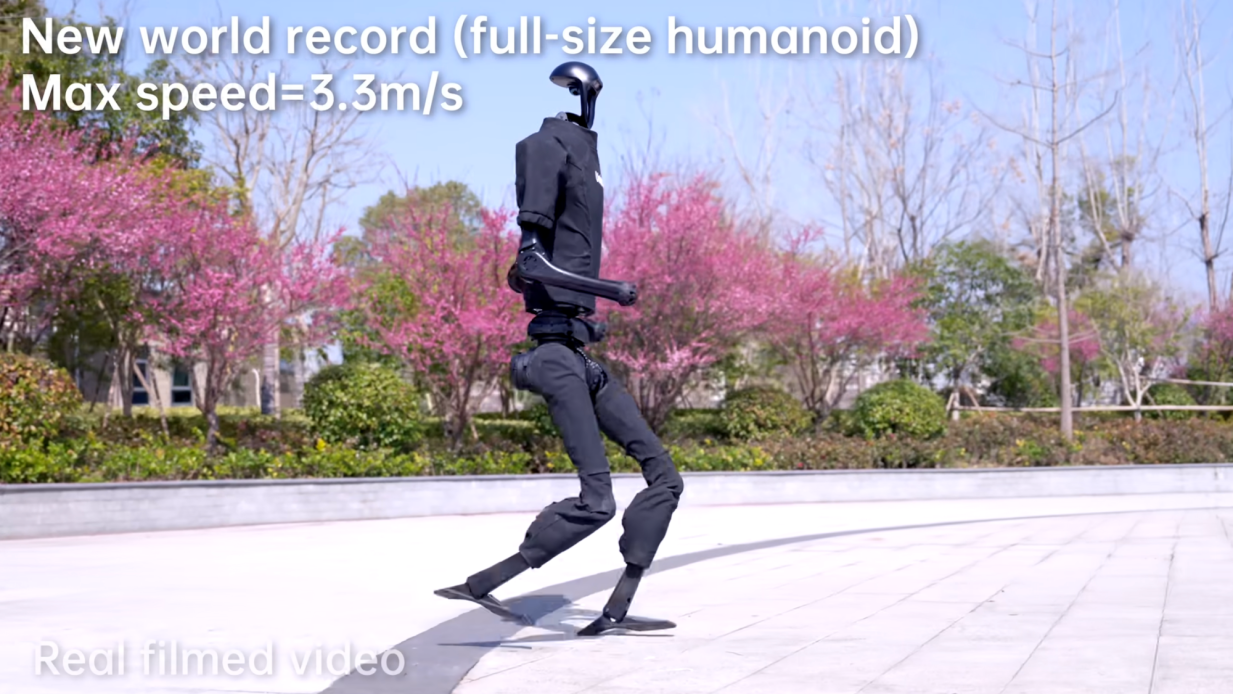 Oh good, the humanoid robots are running even faster now | Popular Science
