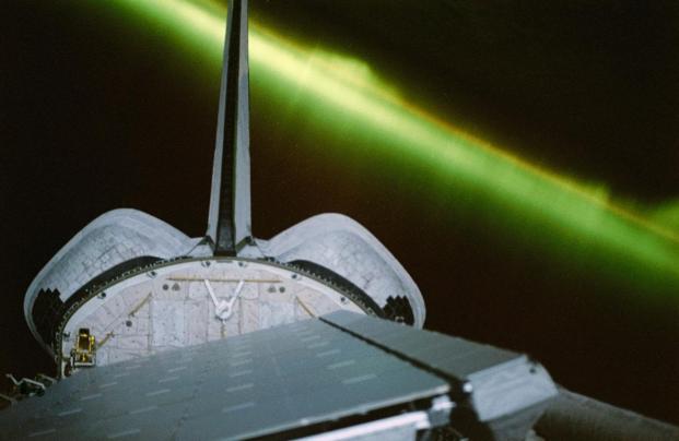 15 captivating photos of auroras seen from space | Popular Science