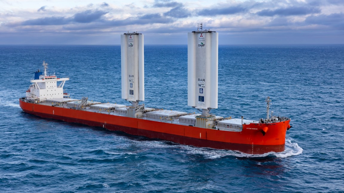 A cargo ship’s ‘WindWing’ sails saved it up to 12 tons of fuel per day ...