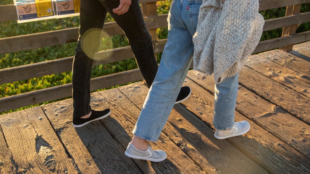 The benefits of barefoot shoes: A beginner's guide | Popular Science