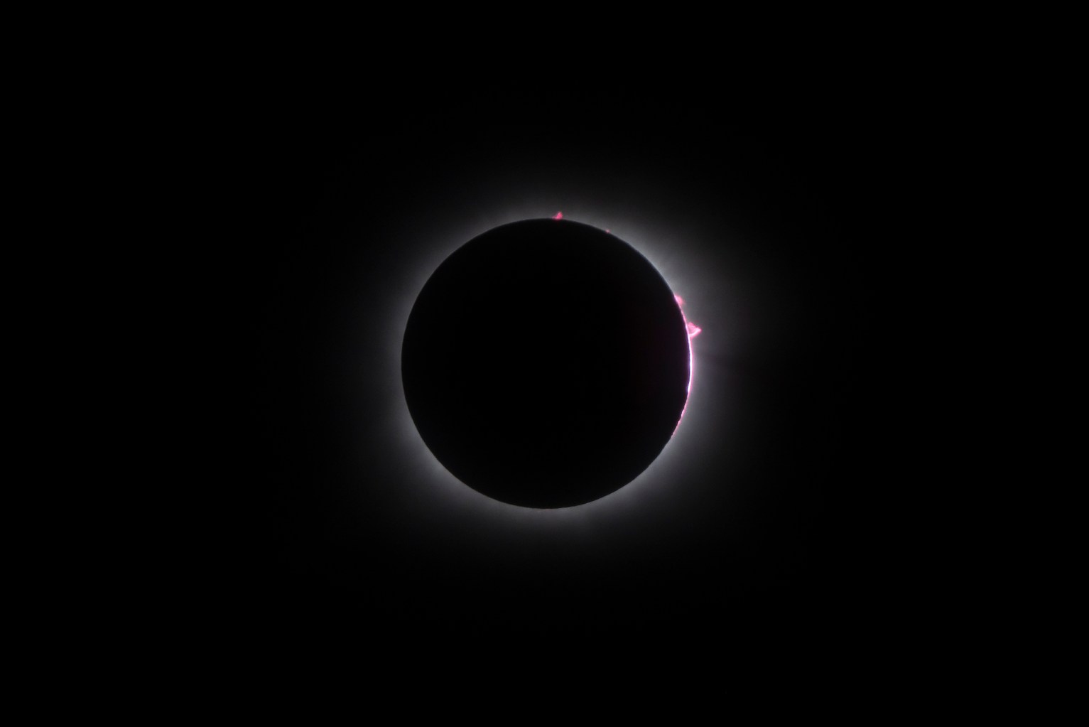 The full sensory experience of eclipse totality, from inside an Audi ...