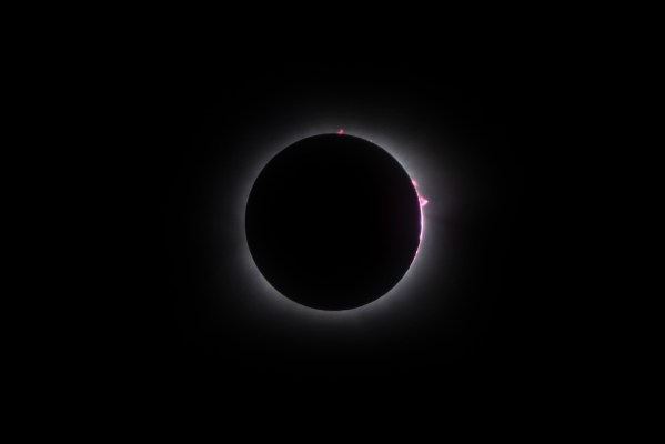 The full sensory experience of eclipse totality, from inside an Audi ...