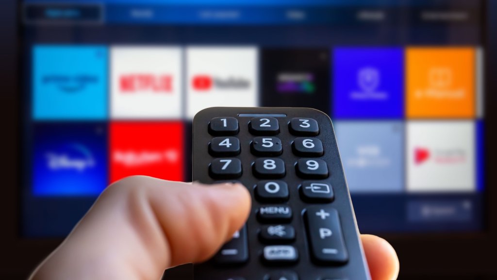 3 tools to help stop endless scrolling on streaming services | Popular ...