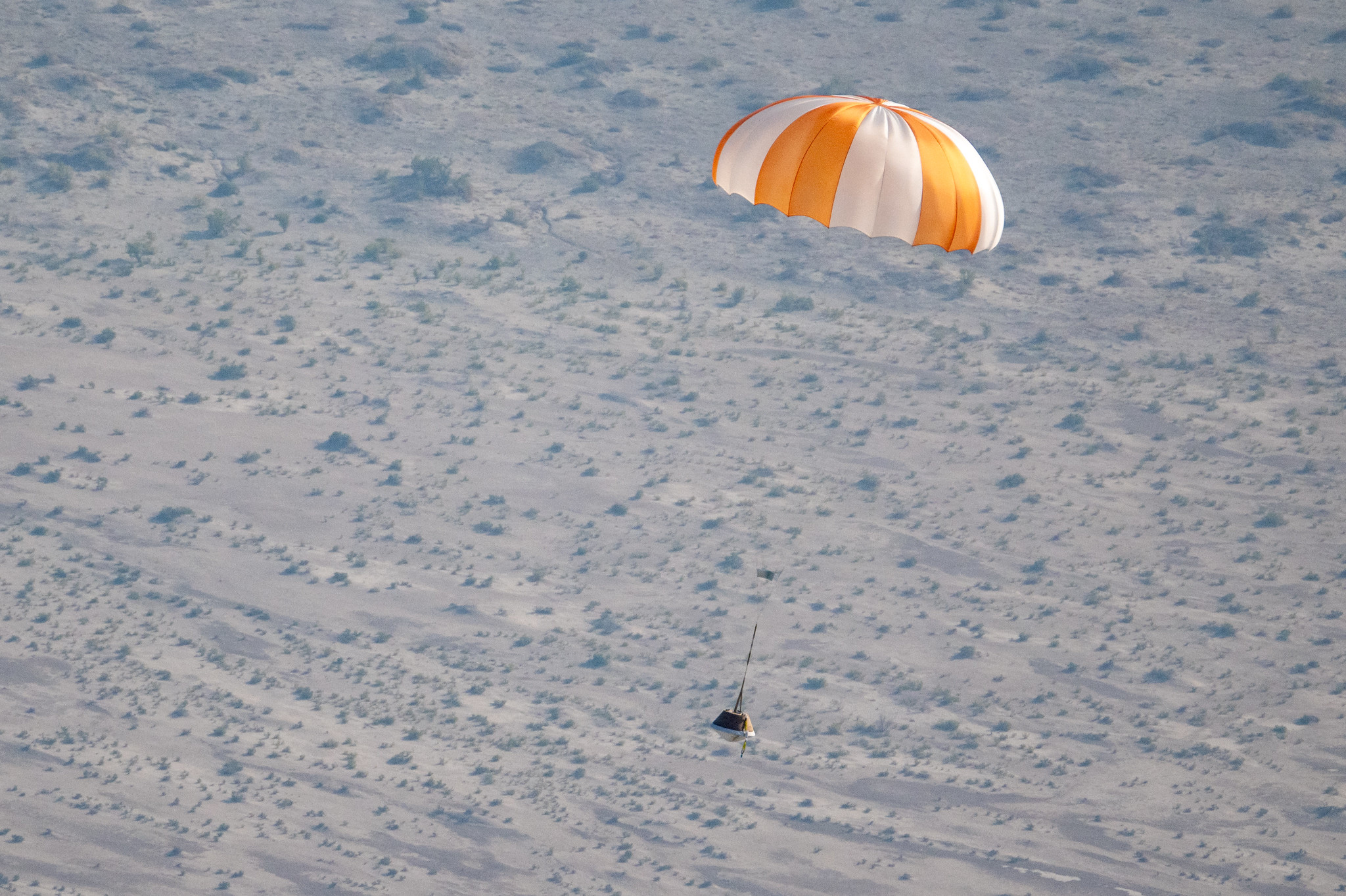NASA HQ picked their best photos of the year. Here are our 13 favorites ...