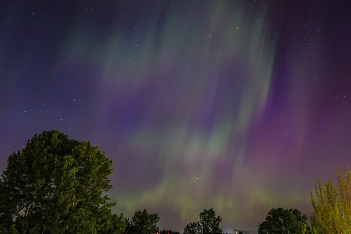 Spectacular aurora photos: Skies dazzle in vivid colors around the ...