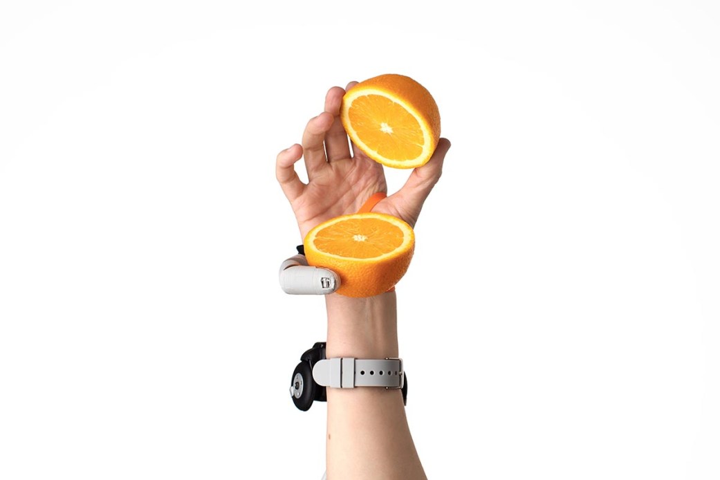 What would you do with a robotic third thumb? | Popular Science
