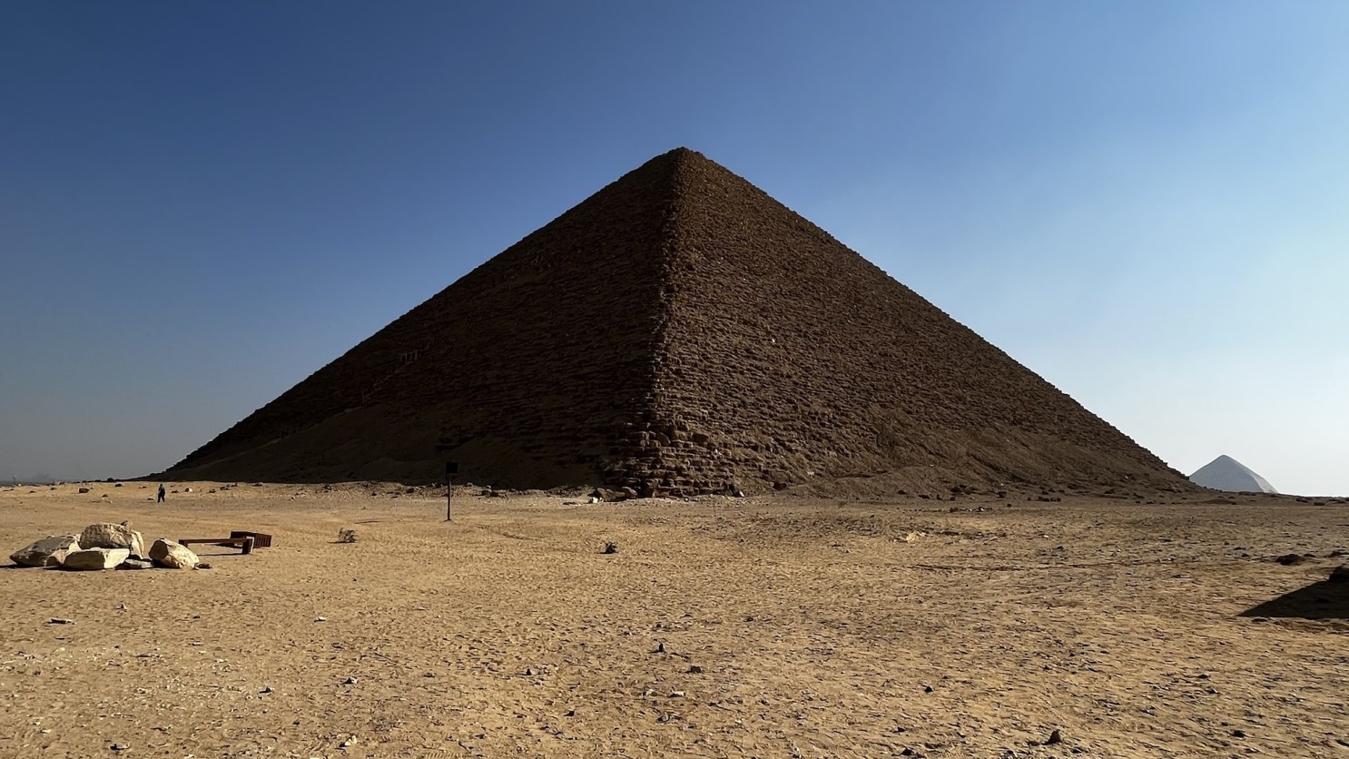 Long-lost Nile branch may explain landlocked pyramids | Popular Science