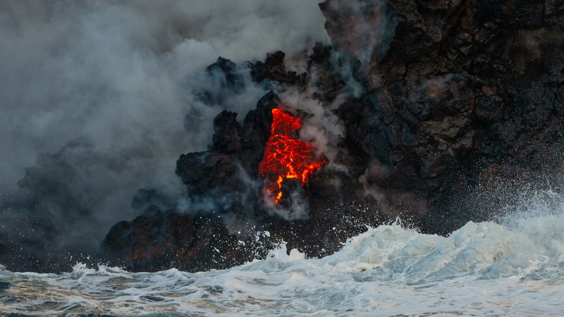 'Buoyant' magma offers clues about the power of volcanoes | Popular Science