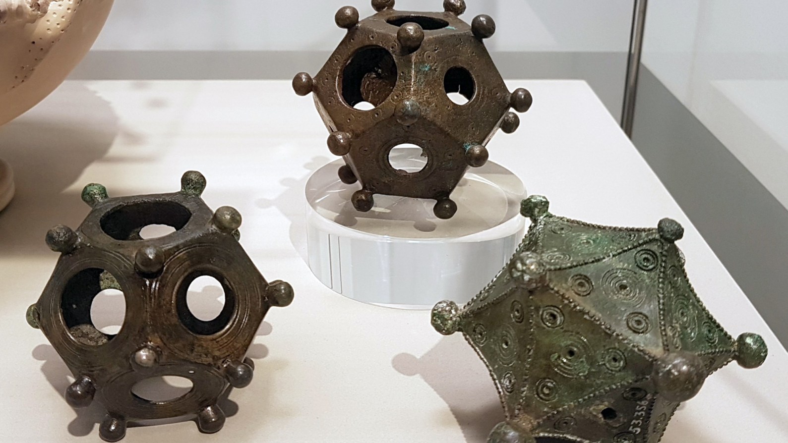 Five mysterious ancient artifacts that still puzzle archaeologists ...