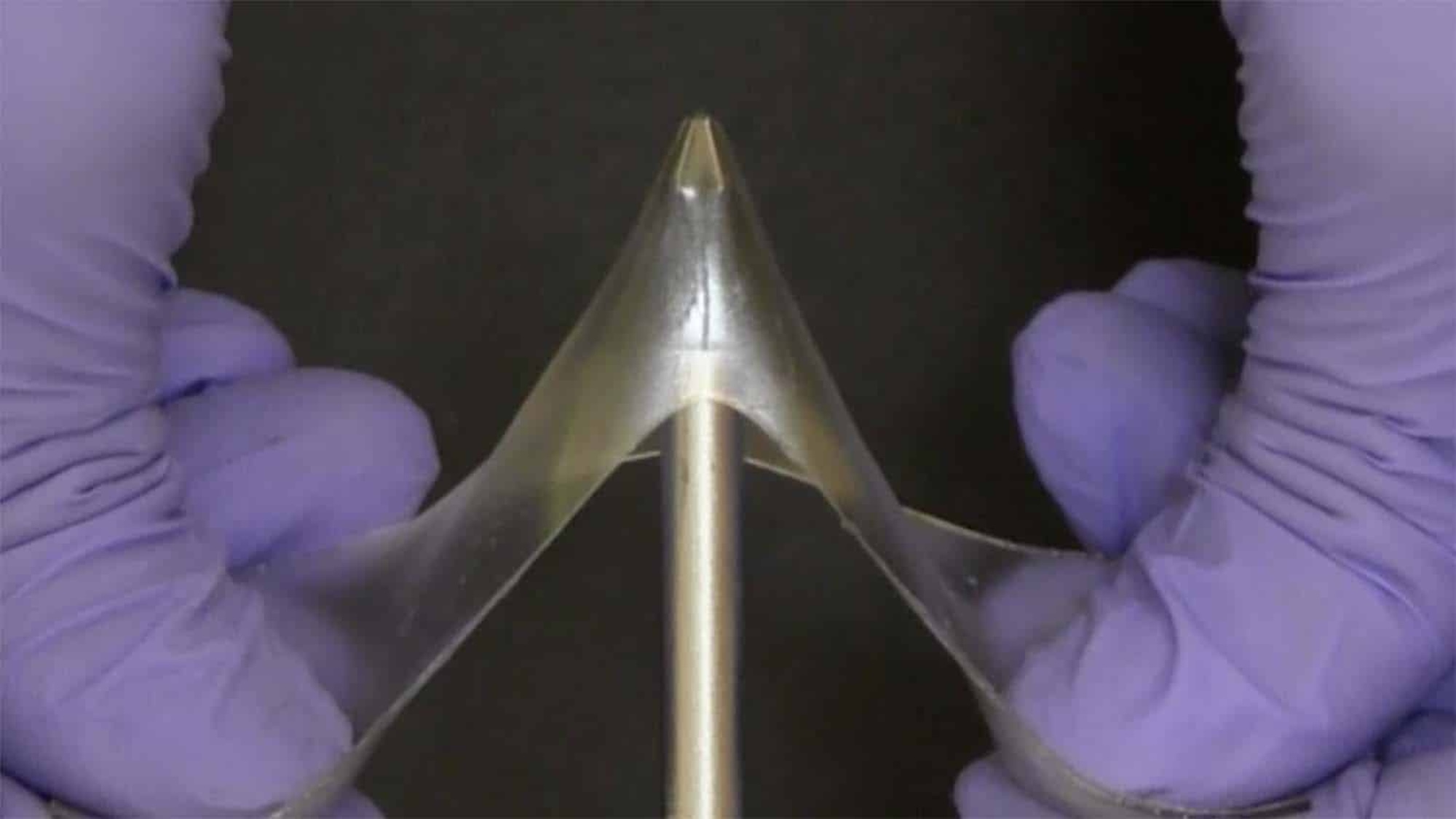 ‘Glassy gels’ are a new class of strong, stretchy, sticky materials ...