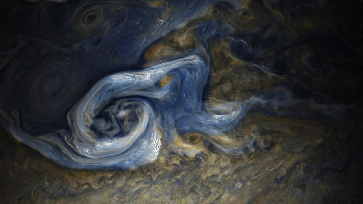 Surprisingly, storms on Jupiter and Earth have something in common ...