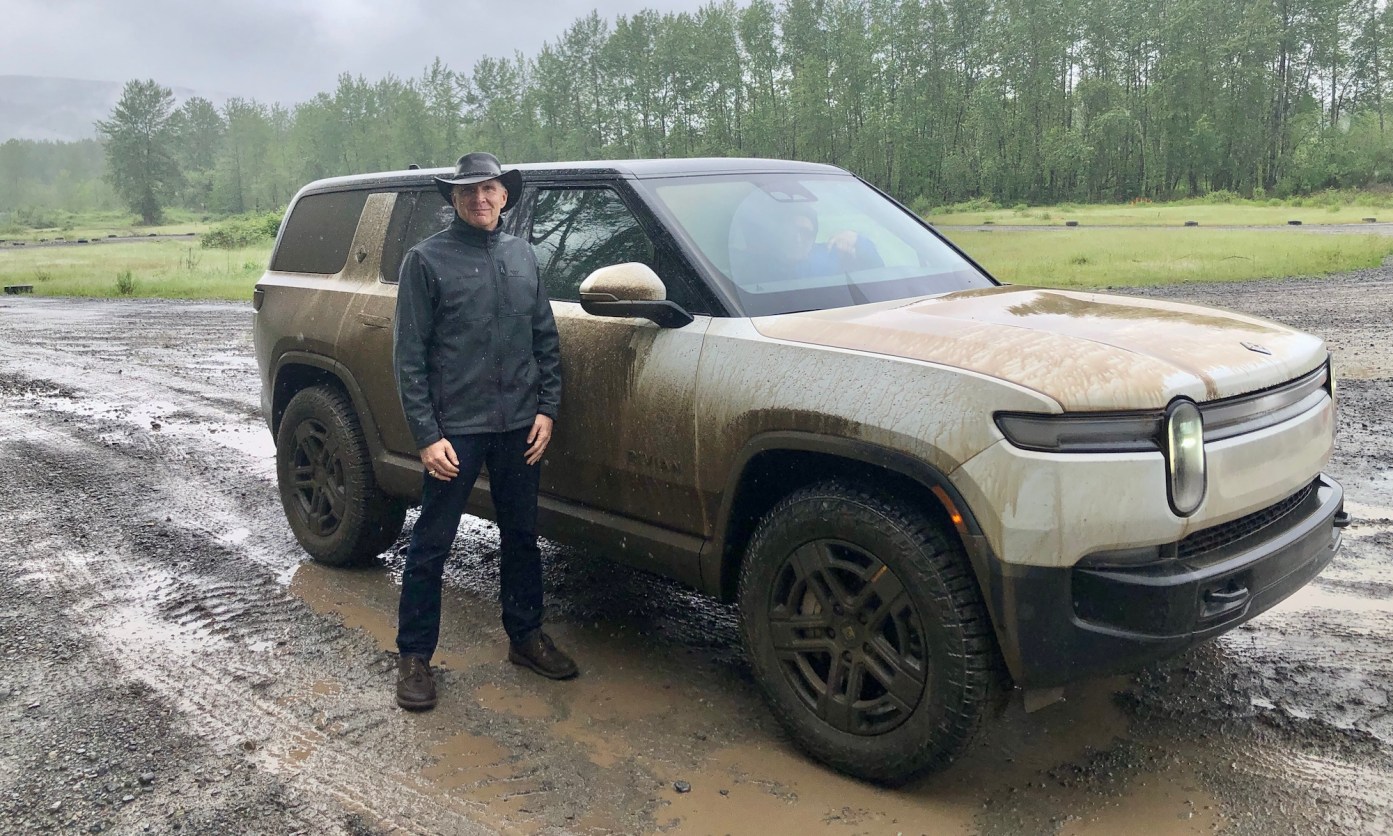 Rivian vastly improves R1S SUV with version 2.0 | Popular Science