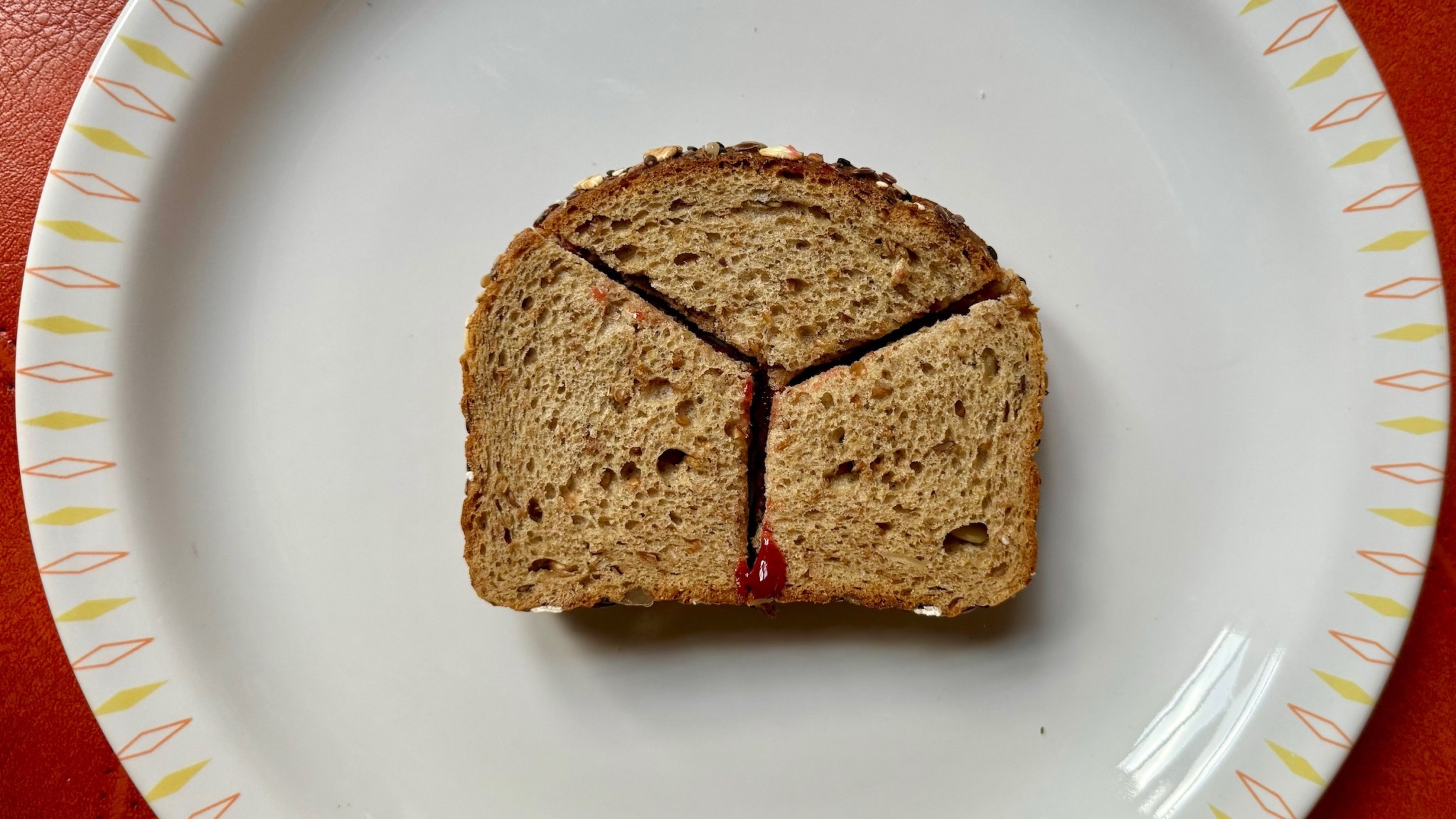 Is the Y cut the best way to slice a sandwich? | Popular Science