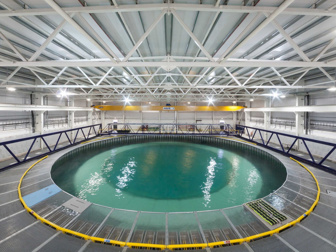 Extreme 3D ocean waves can reach heights 4x steeper than previously ...