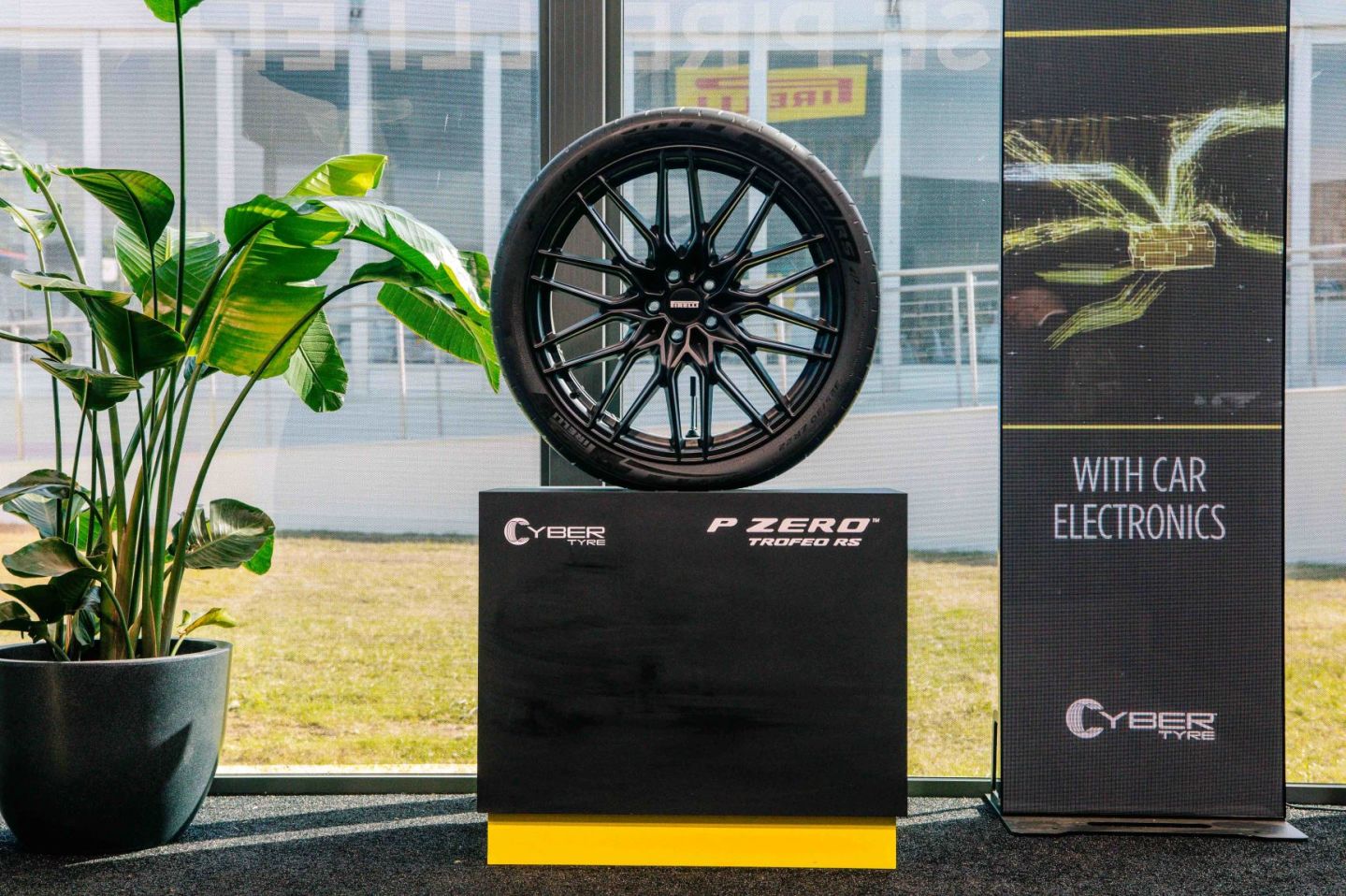 Pirelli’s 'Cyber Tire' technology uses a tiny sensor to transmit big ...