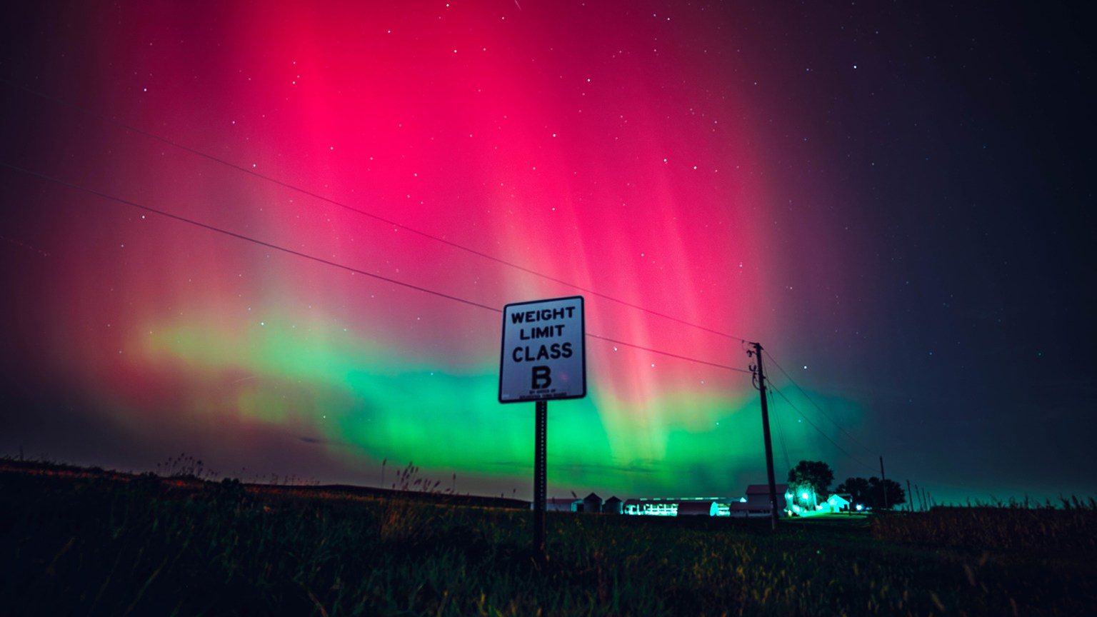 Northern Lights dazzle in stunning photos from Key West to NYC to China ...