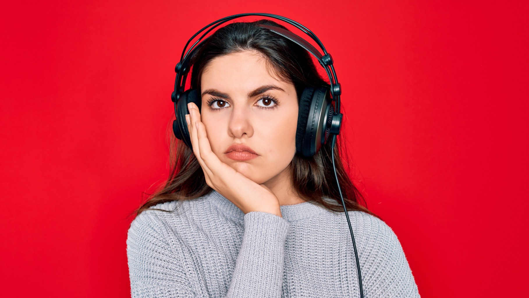 Why do people hate the sound of their own voice? | Popular Science