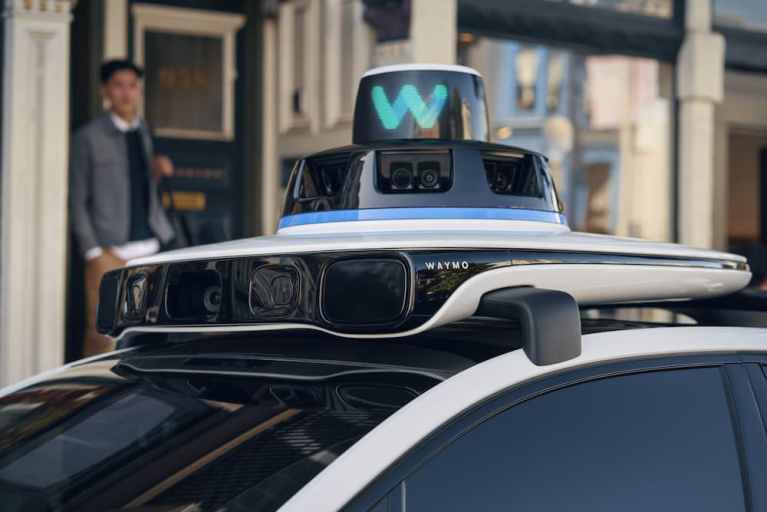 Why are 'driverless' cars still hitting things? | Popular Science